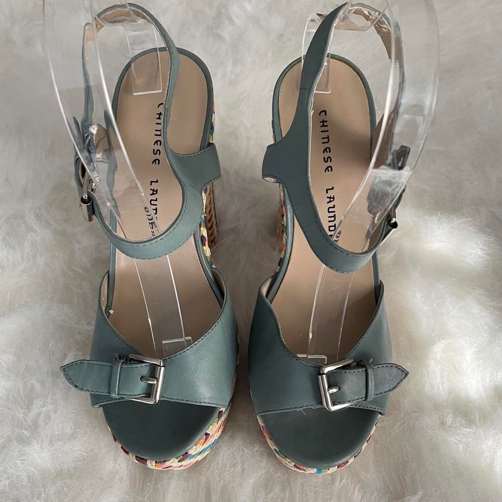 Vintage Chinese Laundry Platforms - Gem